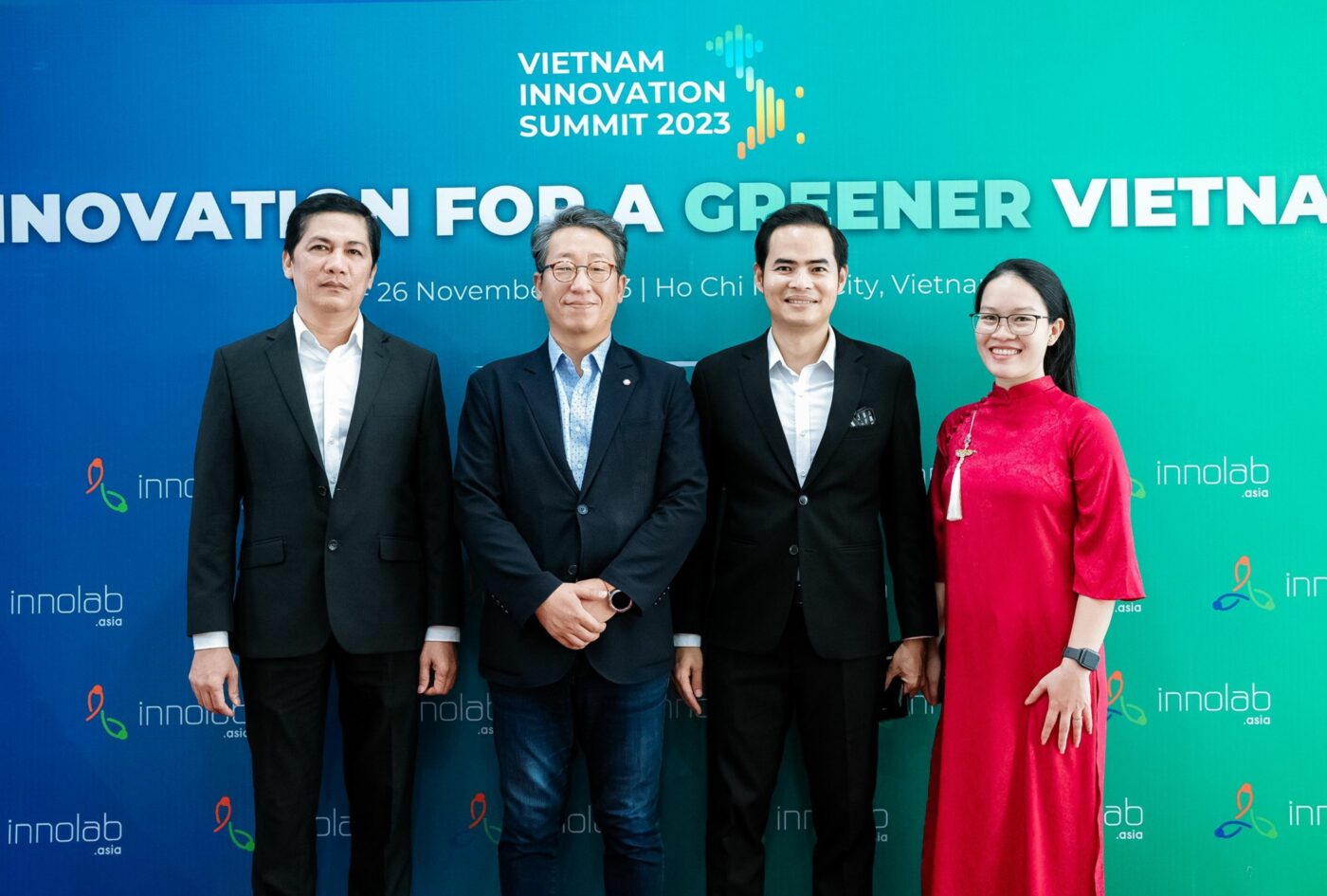 Vietnam Innovation Summit 2023: Đổi mới sáng tạo vì một Việt Nam xanh hơn - Lead The Change